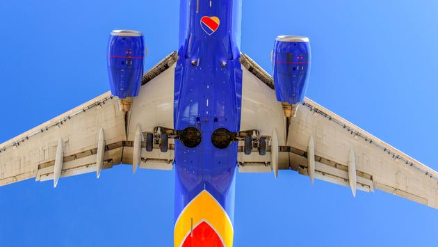 Southwest Airlines 737 suffers fuselage crack - AirGuide.info ...