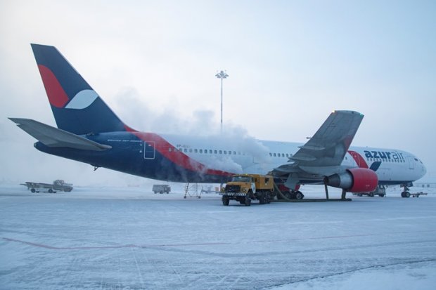 Russian carrier Azur Air made its first cargo flight via Yakutsk ...